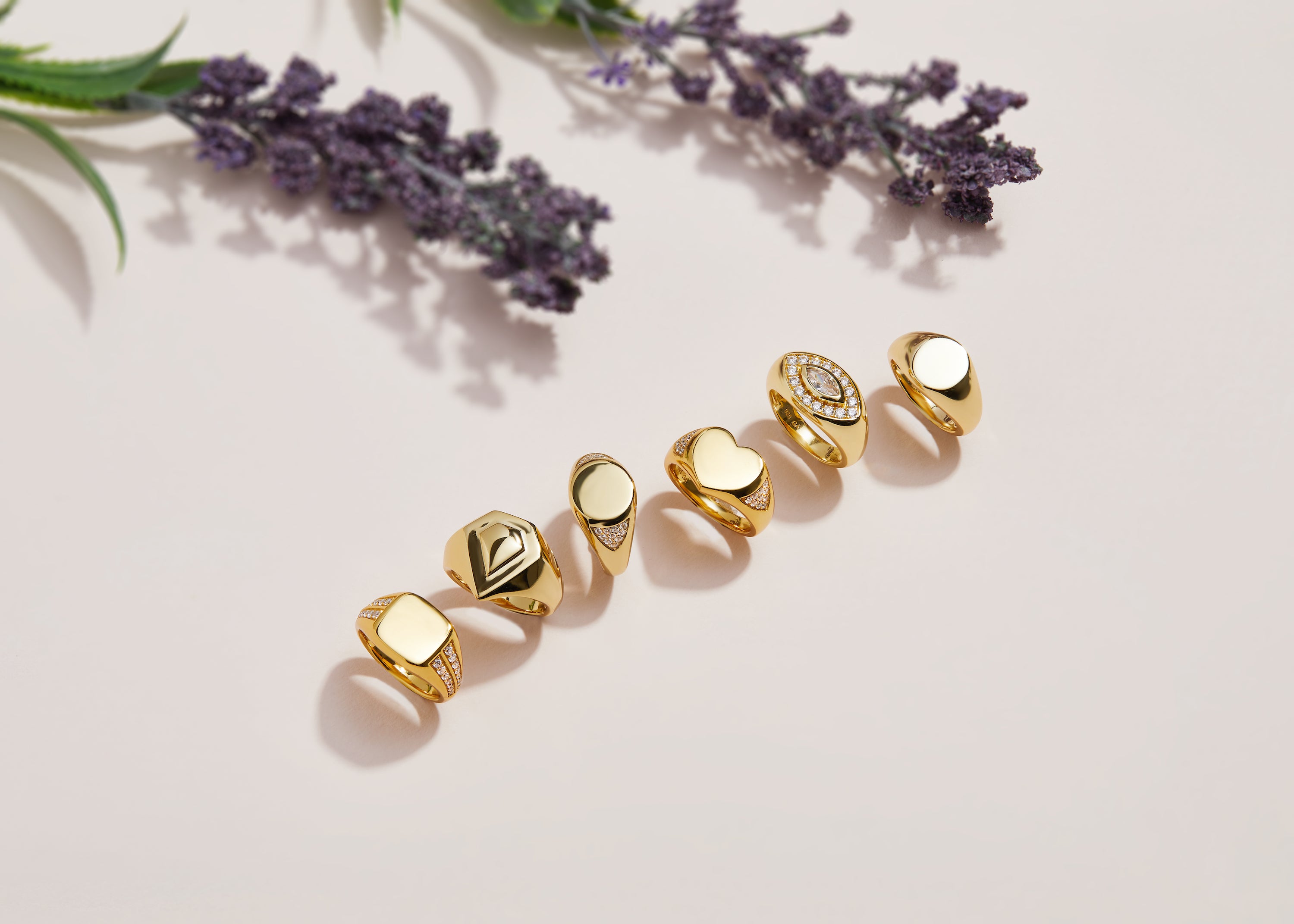 Signet Rings For Women - Personalised Jewellery | Galleria Armadoro